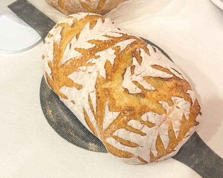 12 Simple Sourdough Scoring Designs for Batards (Oblong Loaves) - That ...