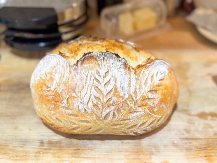 12 Simple Sourdough Scoring Designs for Batards (Oblong Loaves) - That ...