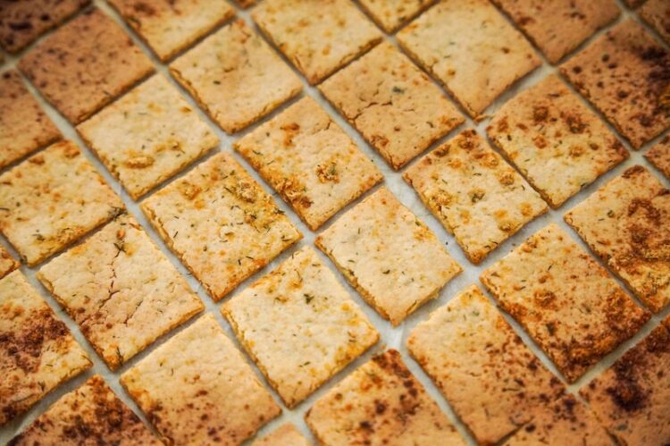 Ranch Seasoning Sourdough Discard Crackers (Fast & Easy) - That ...